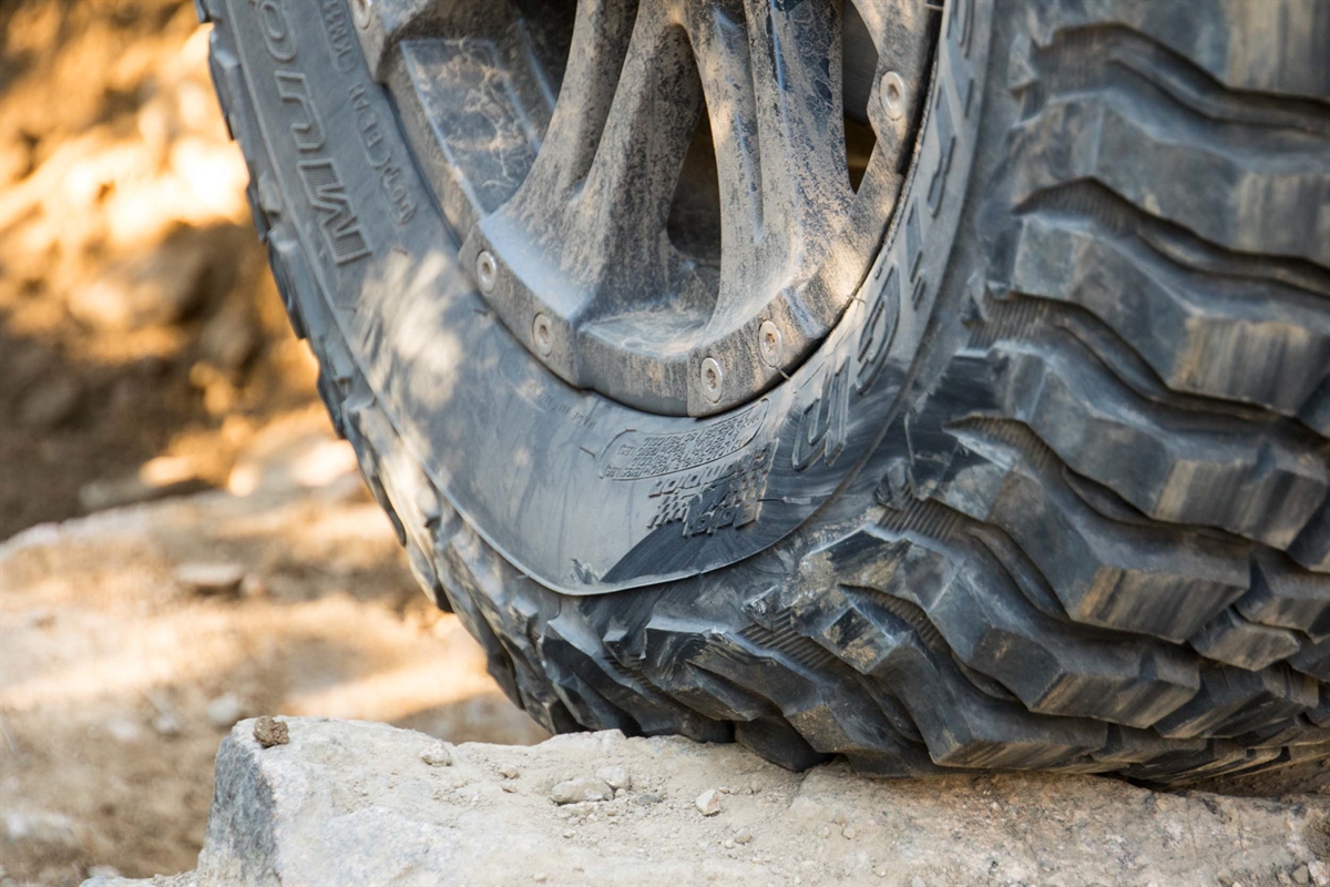 BF Goodrich Mud Terrain T/A KM3 str. 235/85R16 (-/-/--db)